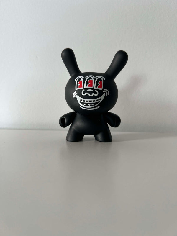 Black 3 Eyed Monster (1/60) - Keith Haring Dunny Mini Series by Kidrob ...