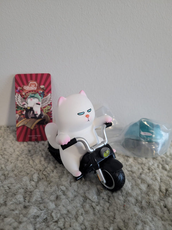 Motorcycle Helmet - ViViCat Helmet Series - Popmart - Mindzai Toy Shop